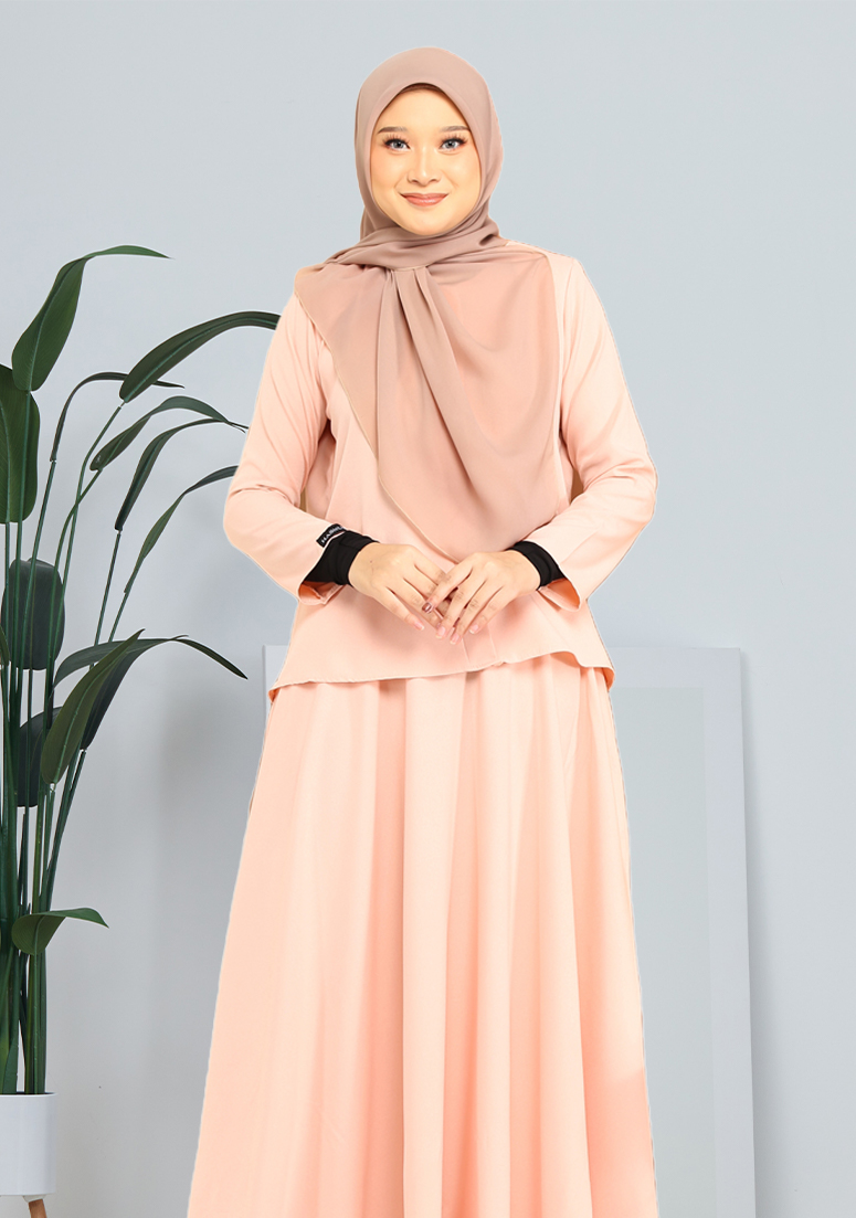 Blouse and Skirt Bunga Raya - Light Peach | Baju Kurung | Modest ...